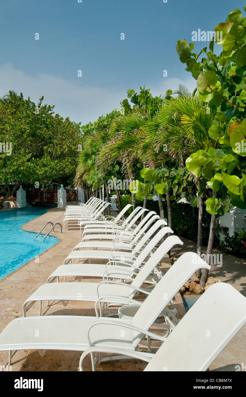 Cartagena hotel swimming pool hi-res stock photography and images - Alamy