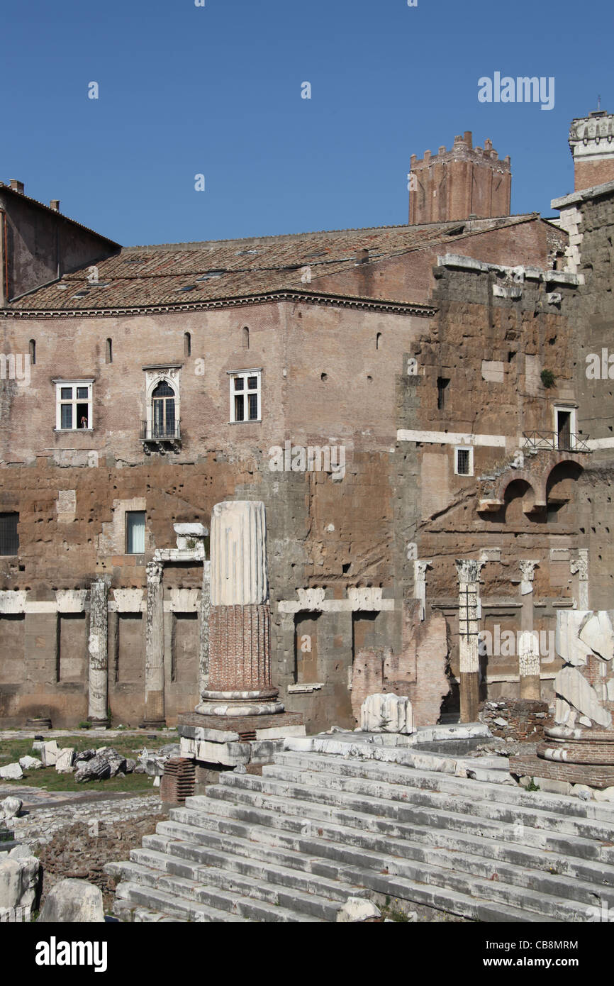 The Temple of Mars ruins in Rome Stock Photo - Alamy