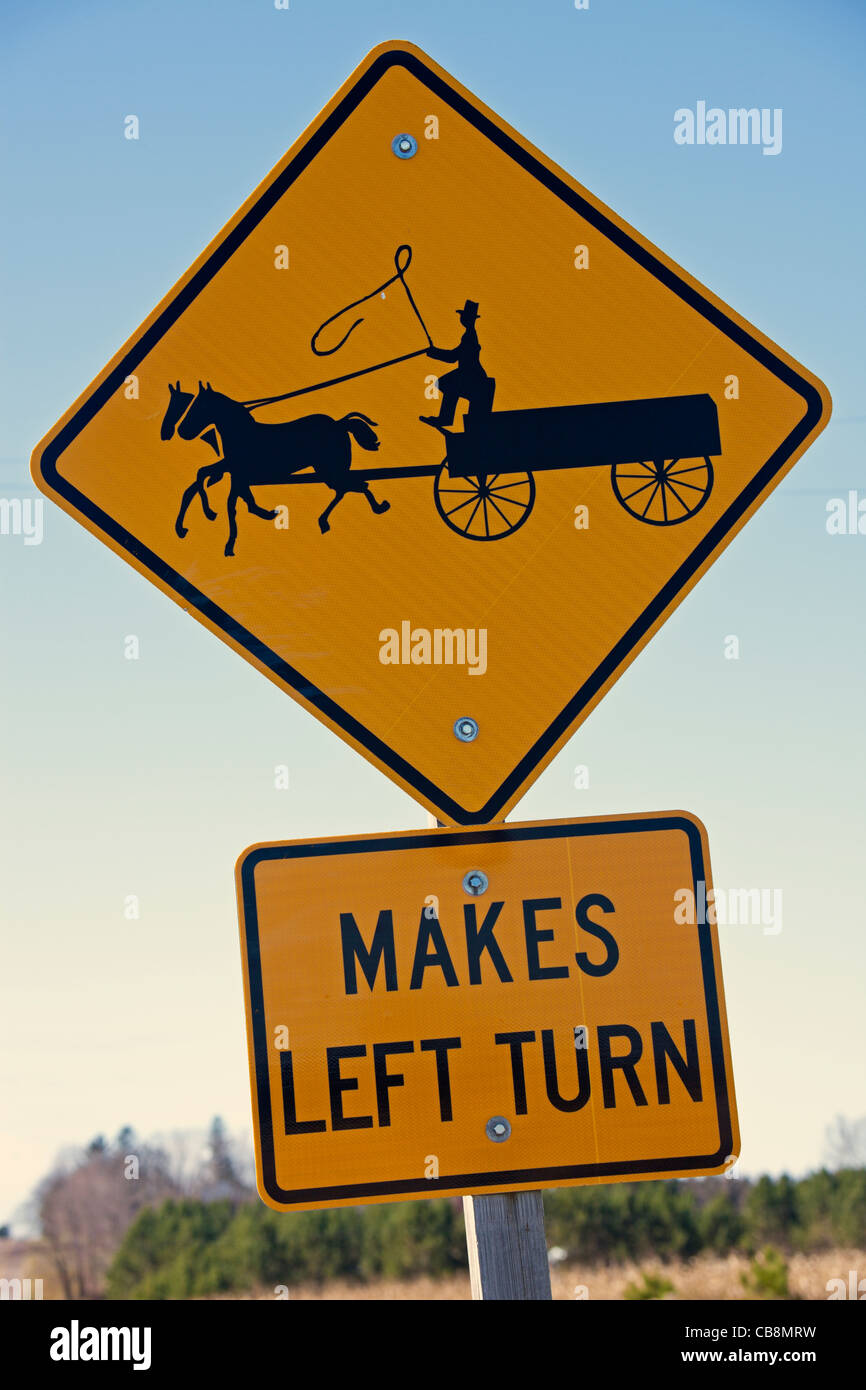 Amish road sign hi-res stock photography and images - Alamy