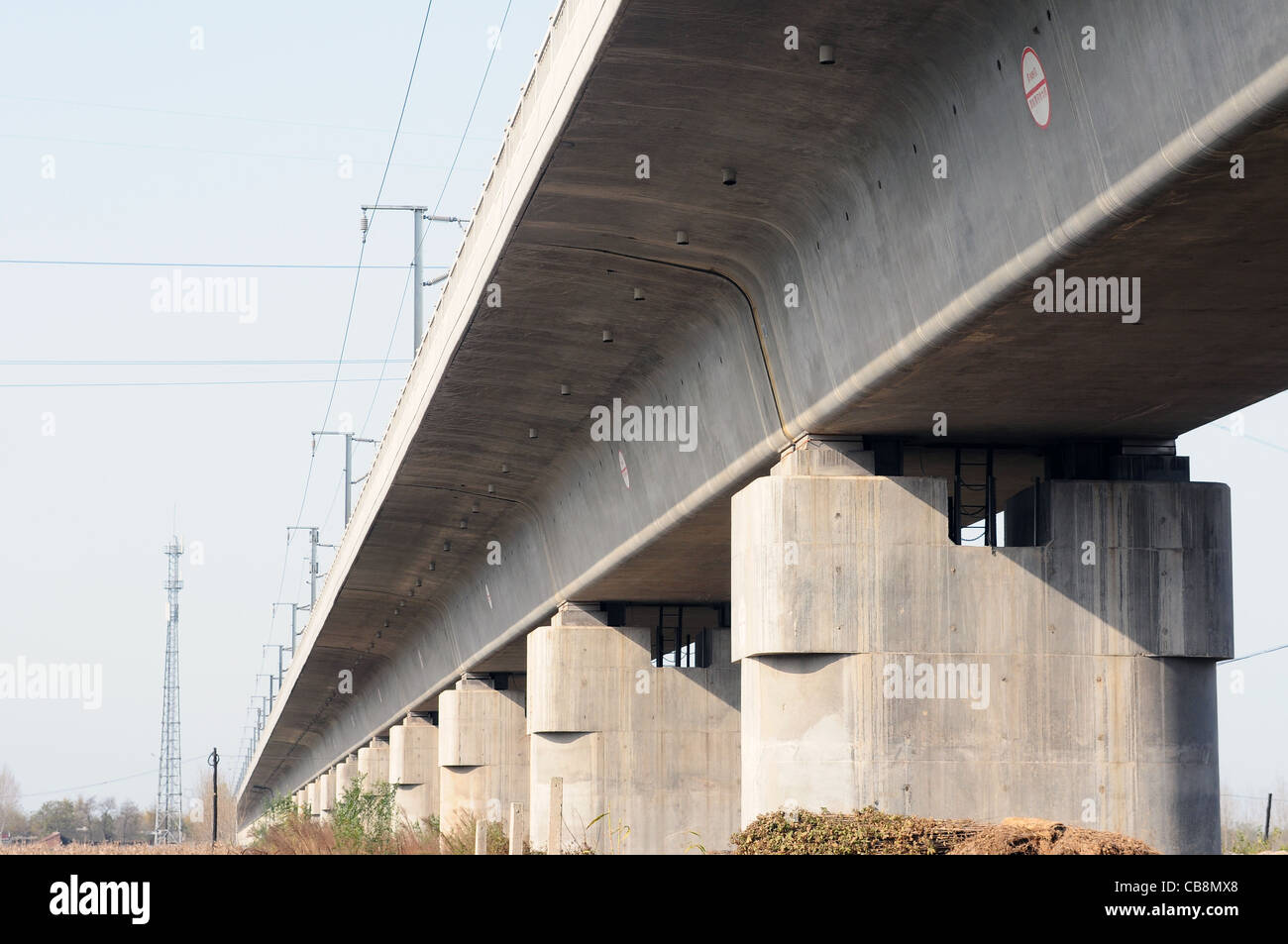Bottom view of a railroad overpass bridge Stock Photo - Alamy