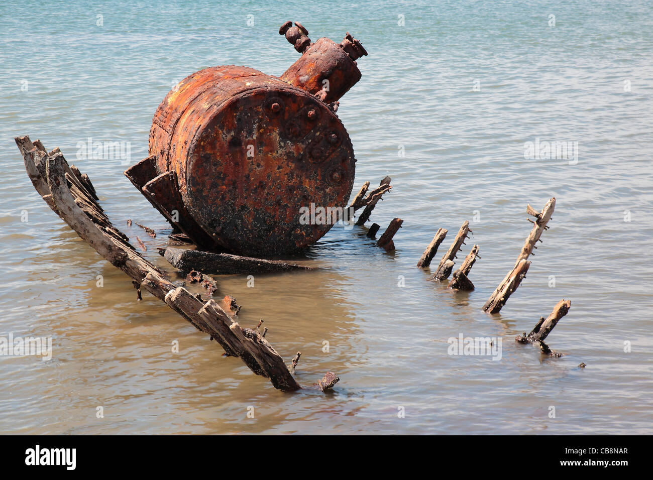 An old rotten boat with the steam boiler still remaining. Bluff, New ...