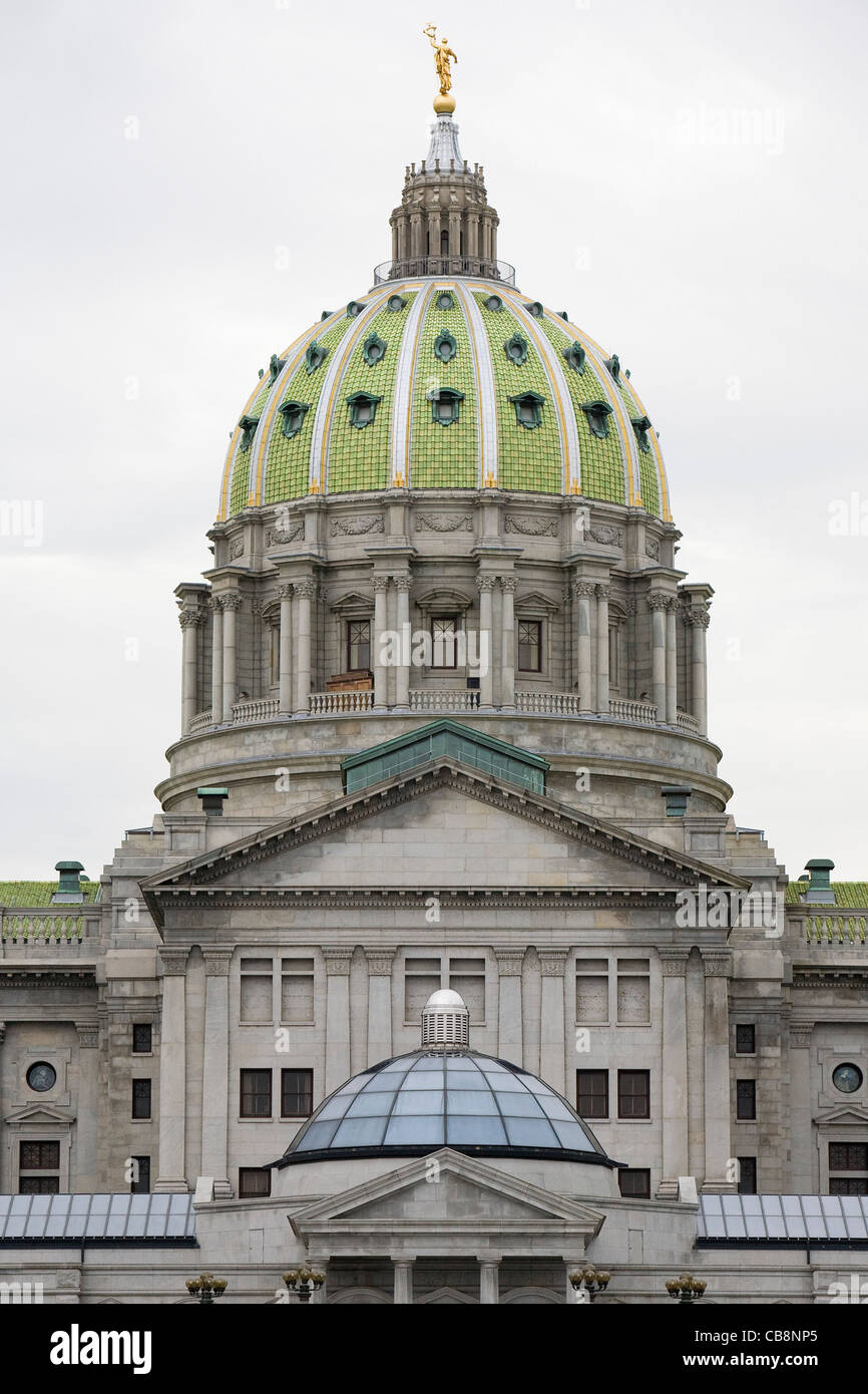 A view of downtown Harrisburg and the Pennsylvania State Capitol ...