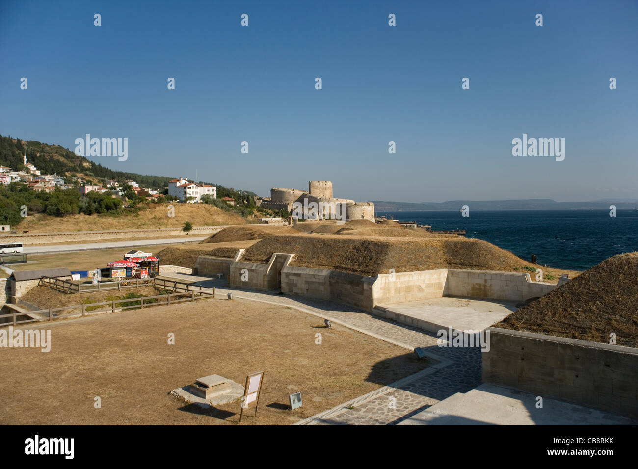Kilid Bahr Fort on the Gallipoli peninsula shelled by the British in ...