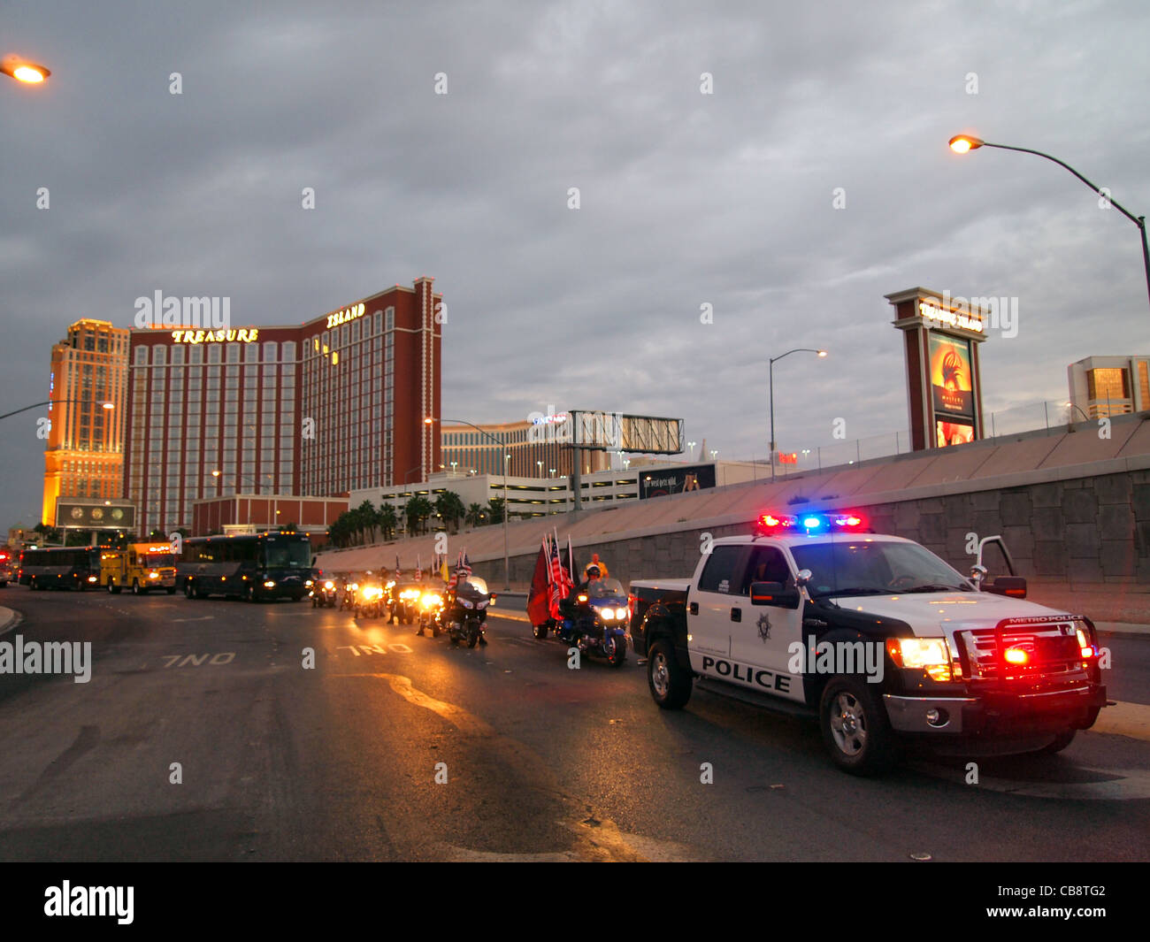 Police vehicle convoy hi-res stock photography and images - Alamy