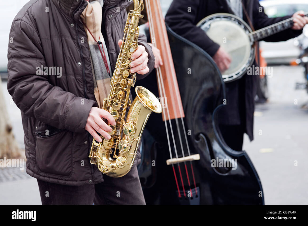 Street Performers Busker Paris France Stock Photo - Alamy