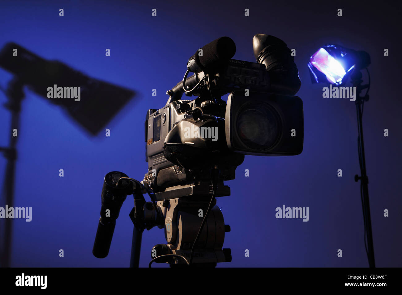 Television camera and lights Stock Photo - Alamy