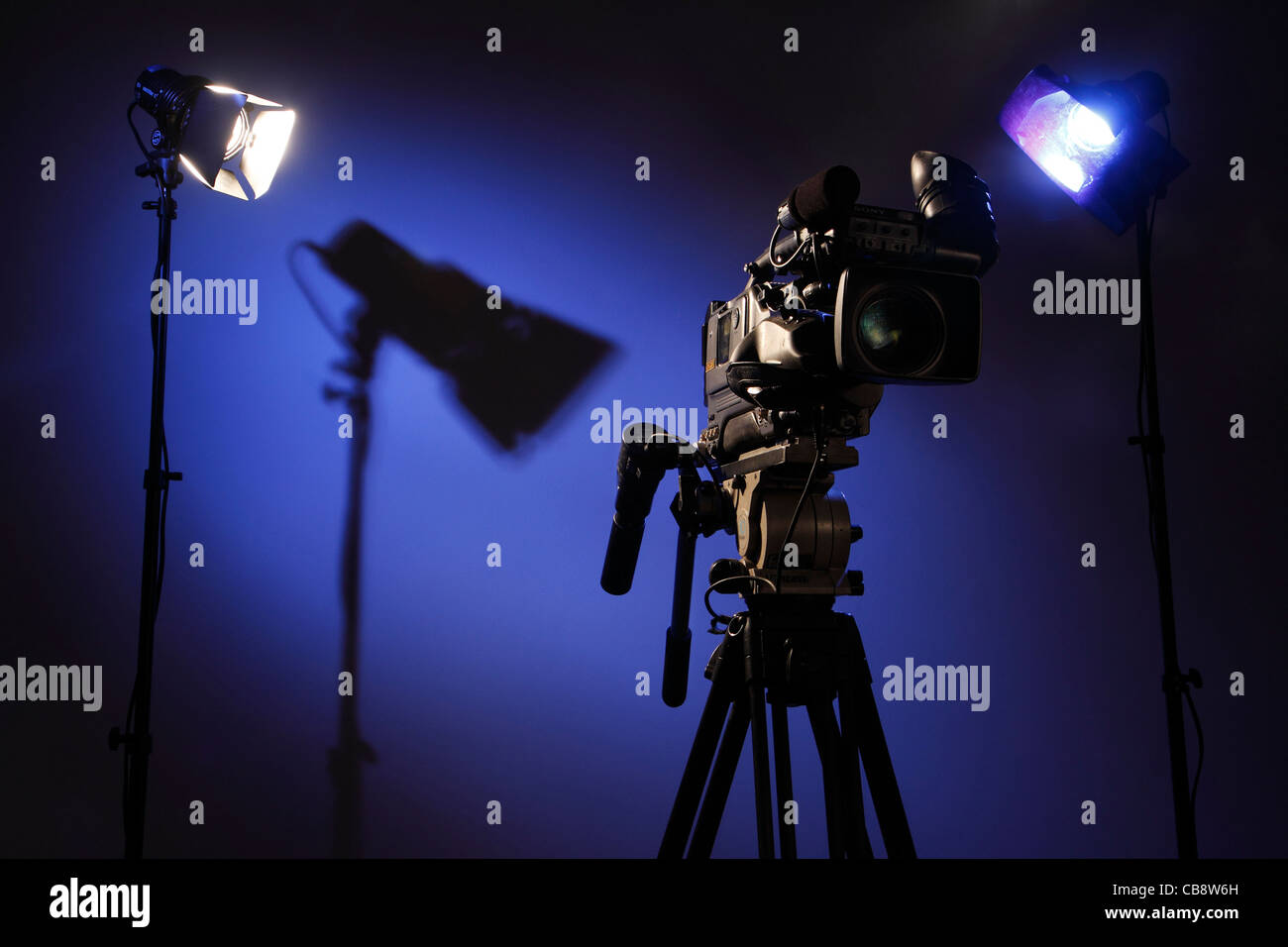 Television camera and lights Stock Photo - Alamy