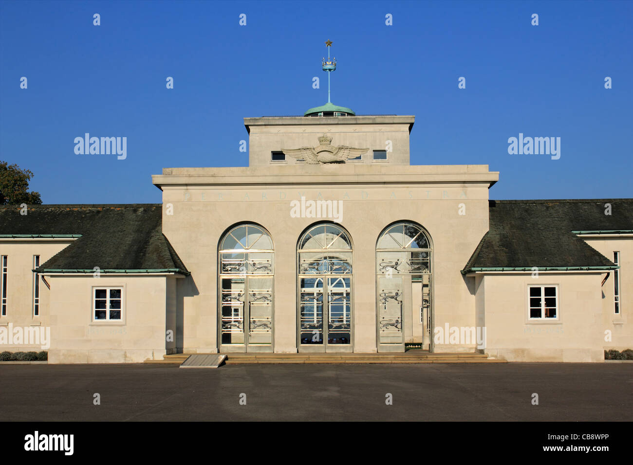 Air Forces Memorial designed by Edward Maufe at Runnymede near Egham ...