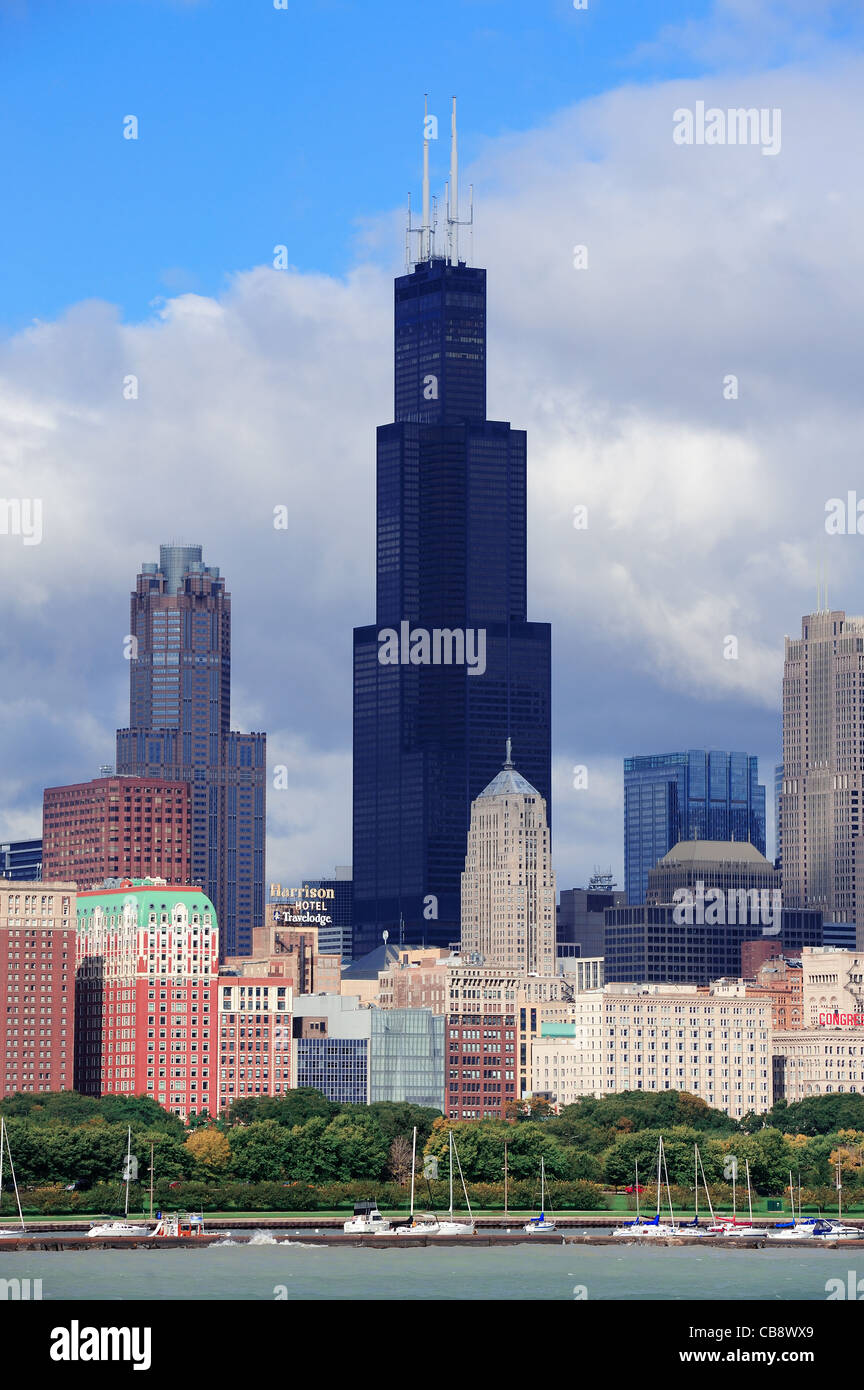 Willis tower close up Stock Photo - Alamy