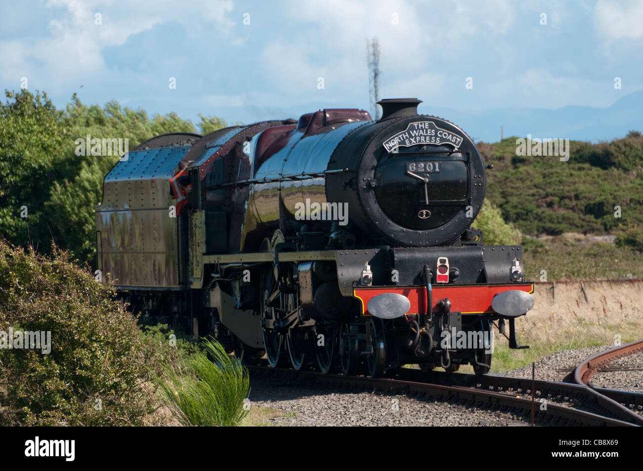 Princess Elizabeth 6201 LMS steam engine on the triangle at Valley ...