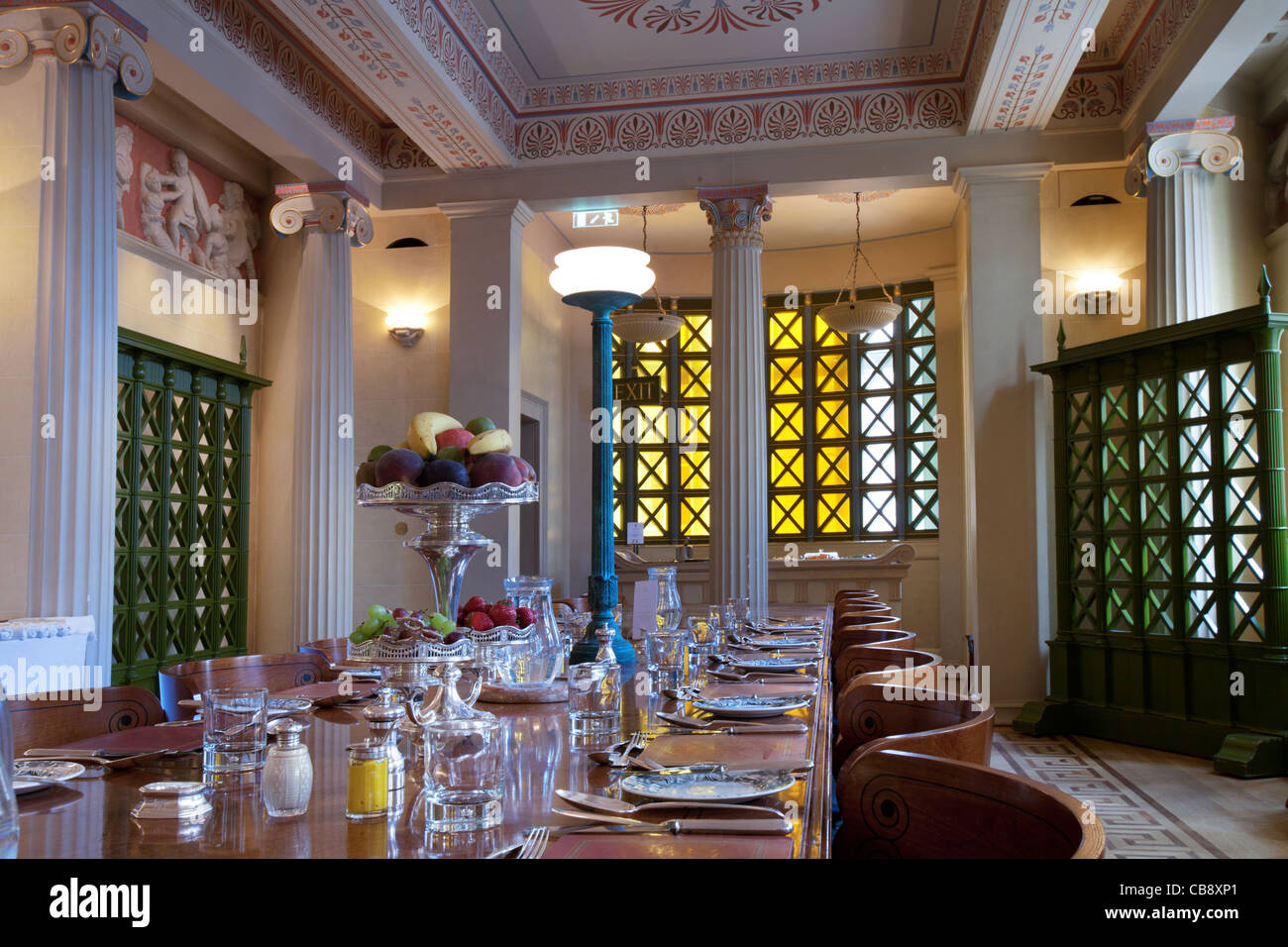 Gonville and caius hall hi-res stock photography and images - Alamy
