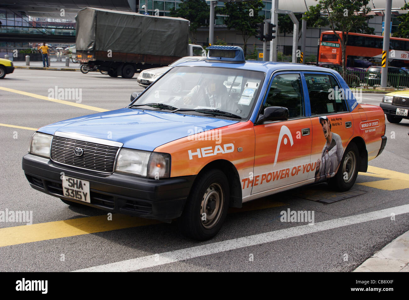 Singapore public transport hi-res stock photography and images - Alamy
