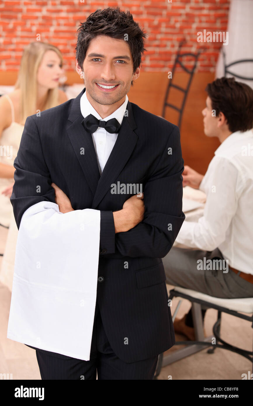 Talking couple facing camera hi-res stock photography and images - Alamy