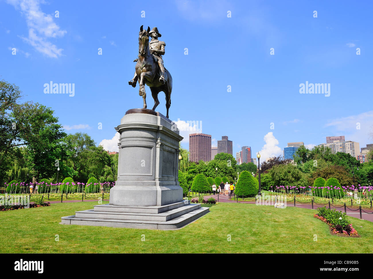 George Washington statue as the famous landmark in Boston Common Park ...