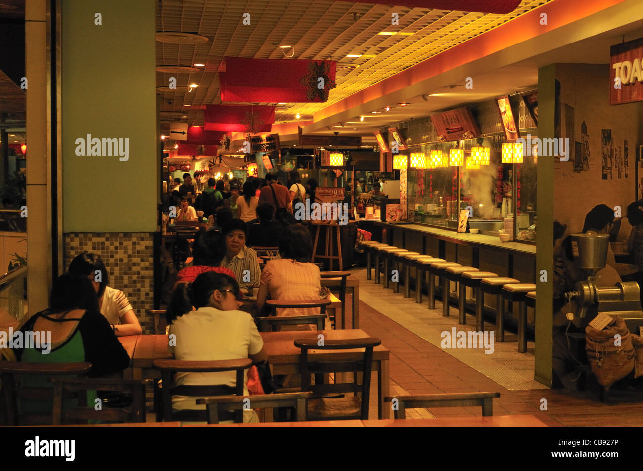 Food court mall hi-res stock photography and images - Alamy