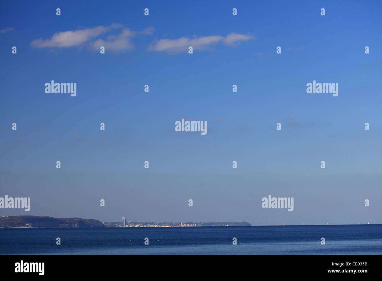 Blue sea landscape hi-res stock photography and images - Alamy