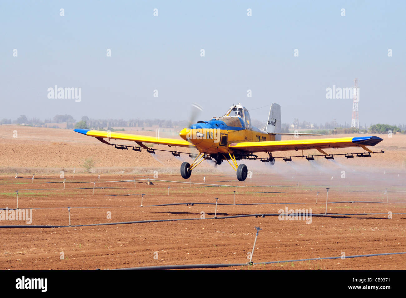 Crop Spraying Aircraft High Resolution Stock Photography and Images - Alamy