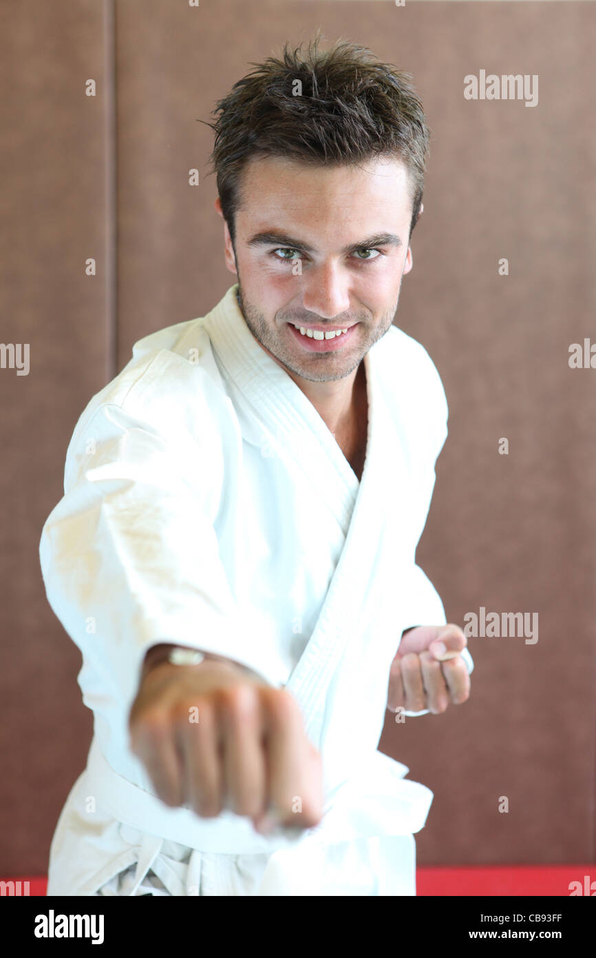 Man doing karate Stock Photo - Alamy