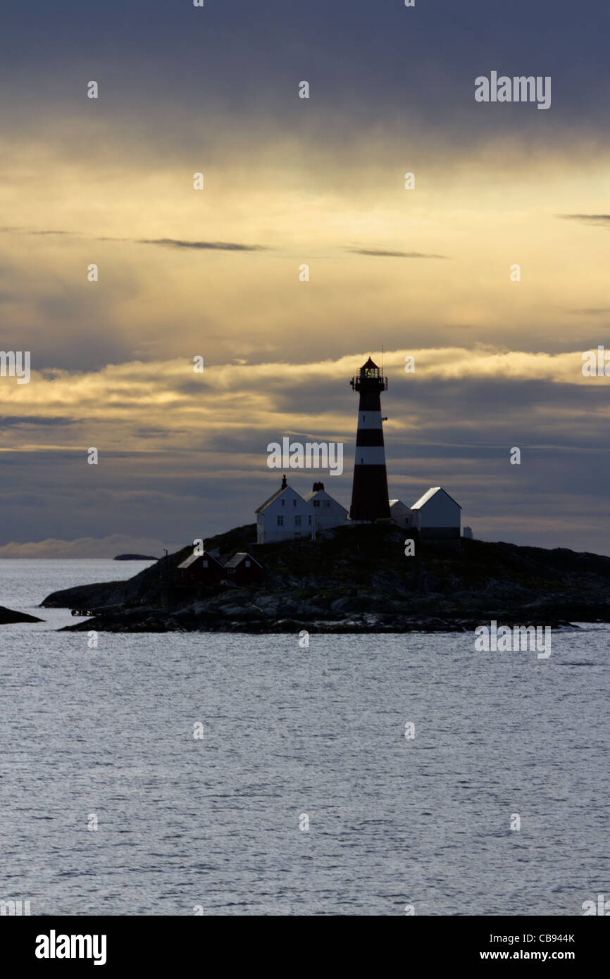 Landegode Lighthouse on the islet Store Eggeloysa, built in 1902 Stock ...