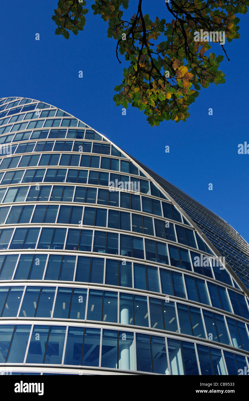 Moor house 120 london wall hi-res stock photography and images - Alamy