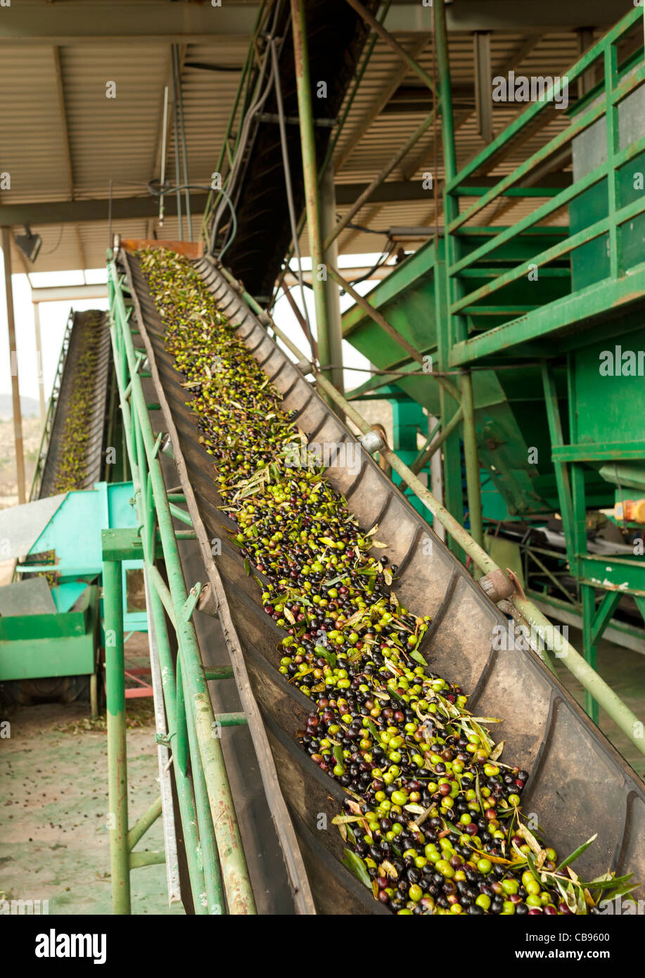 Agricultural produce moving hi-res stock photography and images - Alamy