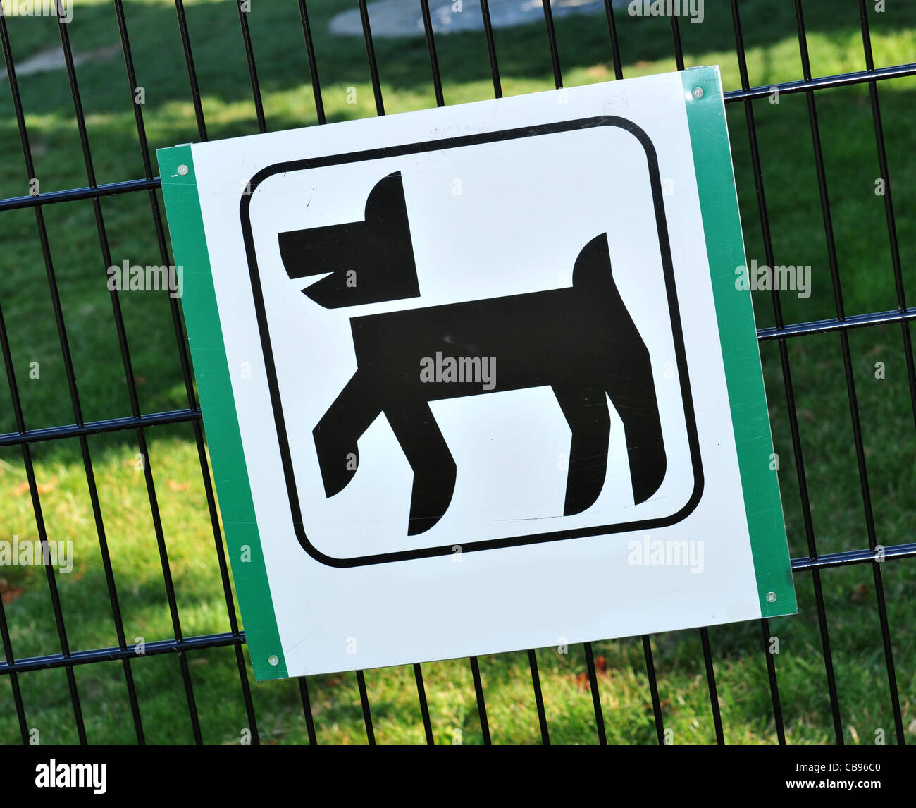 Dog free zone hi-res stock photography and images - Alamy