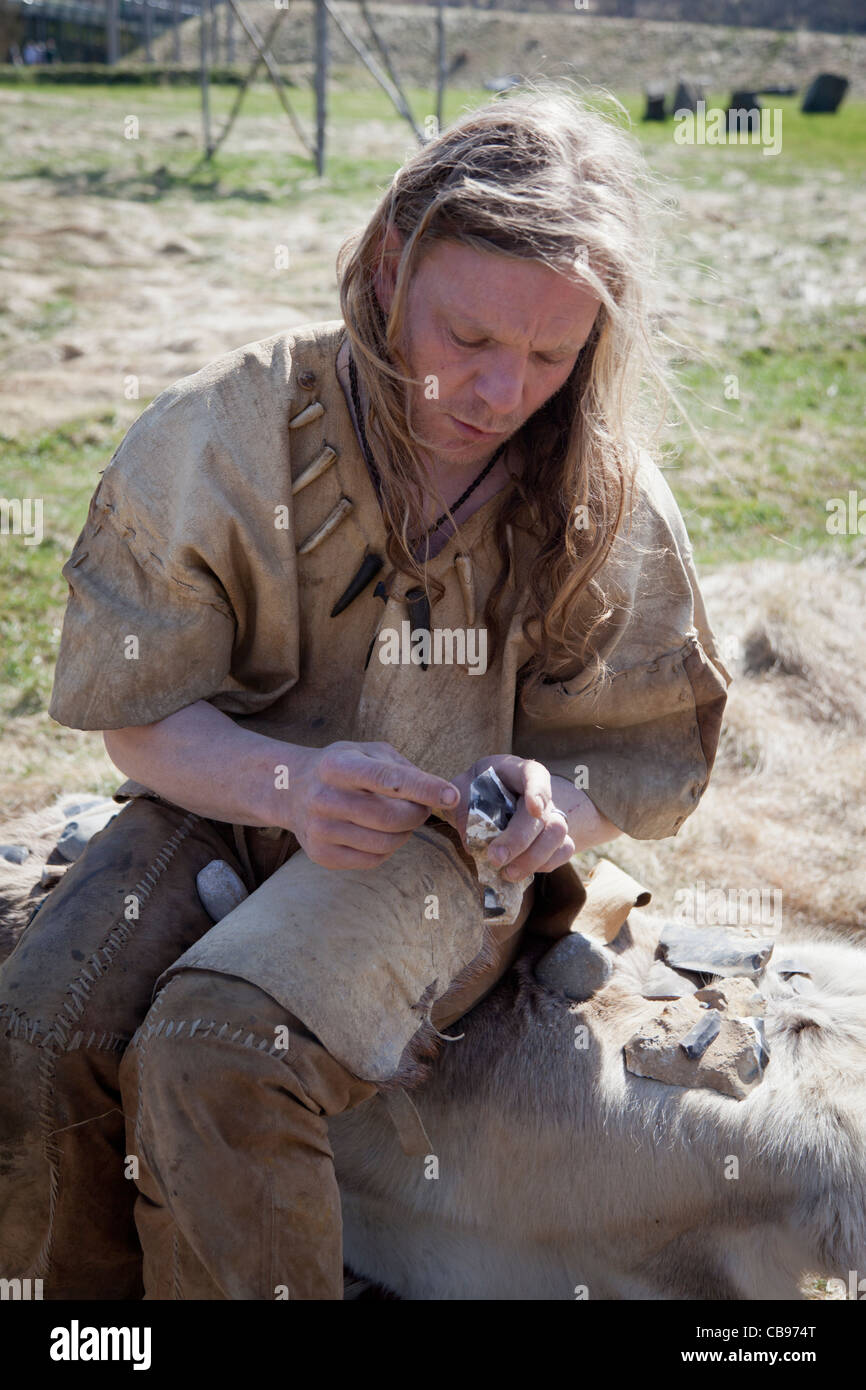 Flint knapping hi-res stock photography and images - Alamy