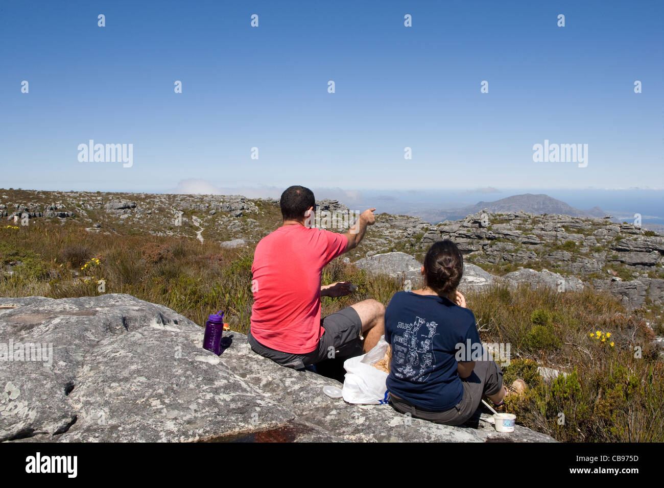Cape Town: Table Mountain - hikers picnic Stock Photo - Alamy