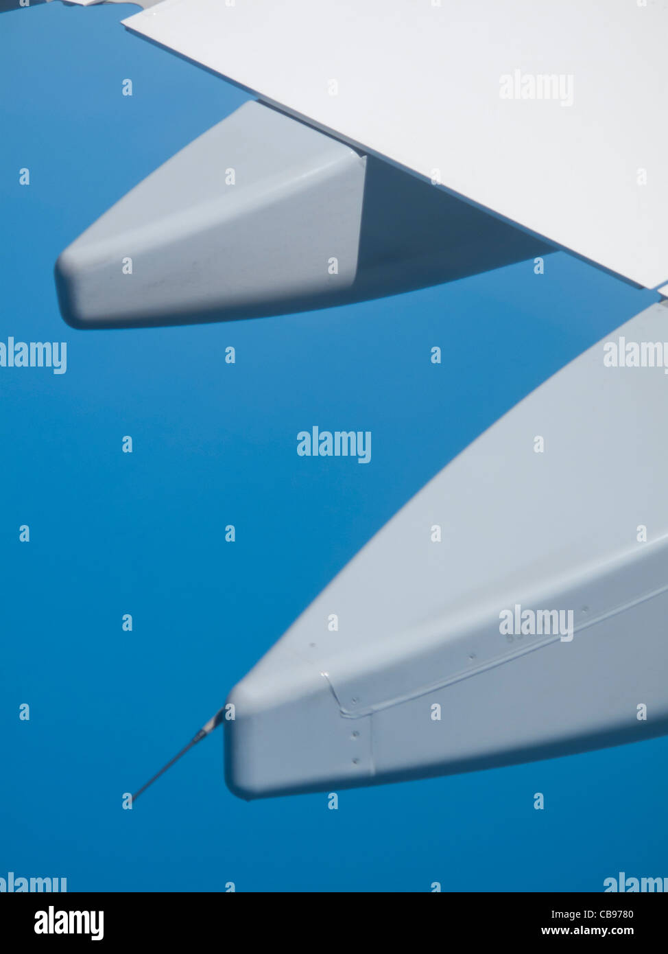 Wing slats hi-res stock photography and images - Alamy