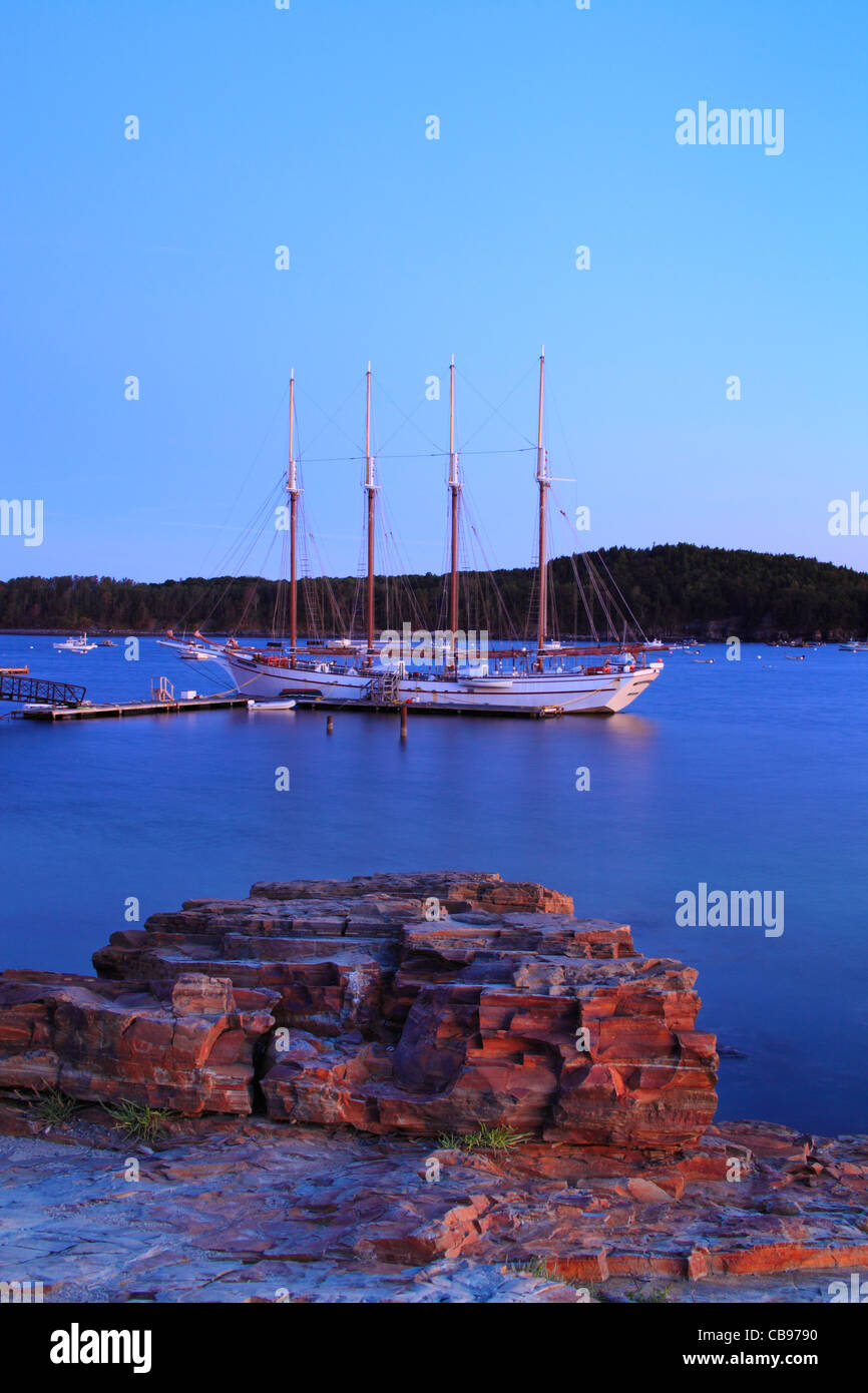 Bar Harbor Shore Path, Bar Harbor, Mount Desert island, Maine, USA ...