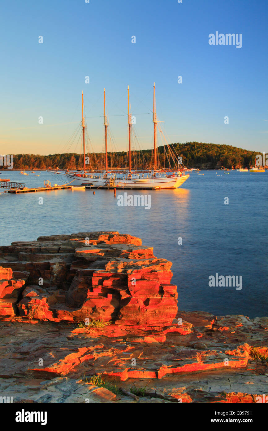 Bar Harbor Shore Path, Bar Harbor, Mount Desert island, Maine, USA ...