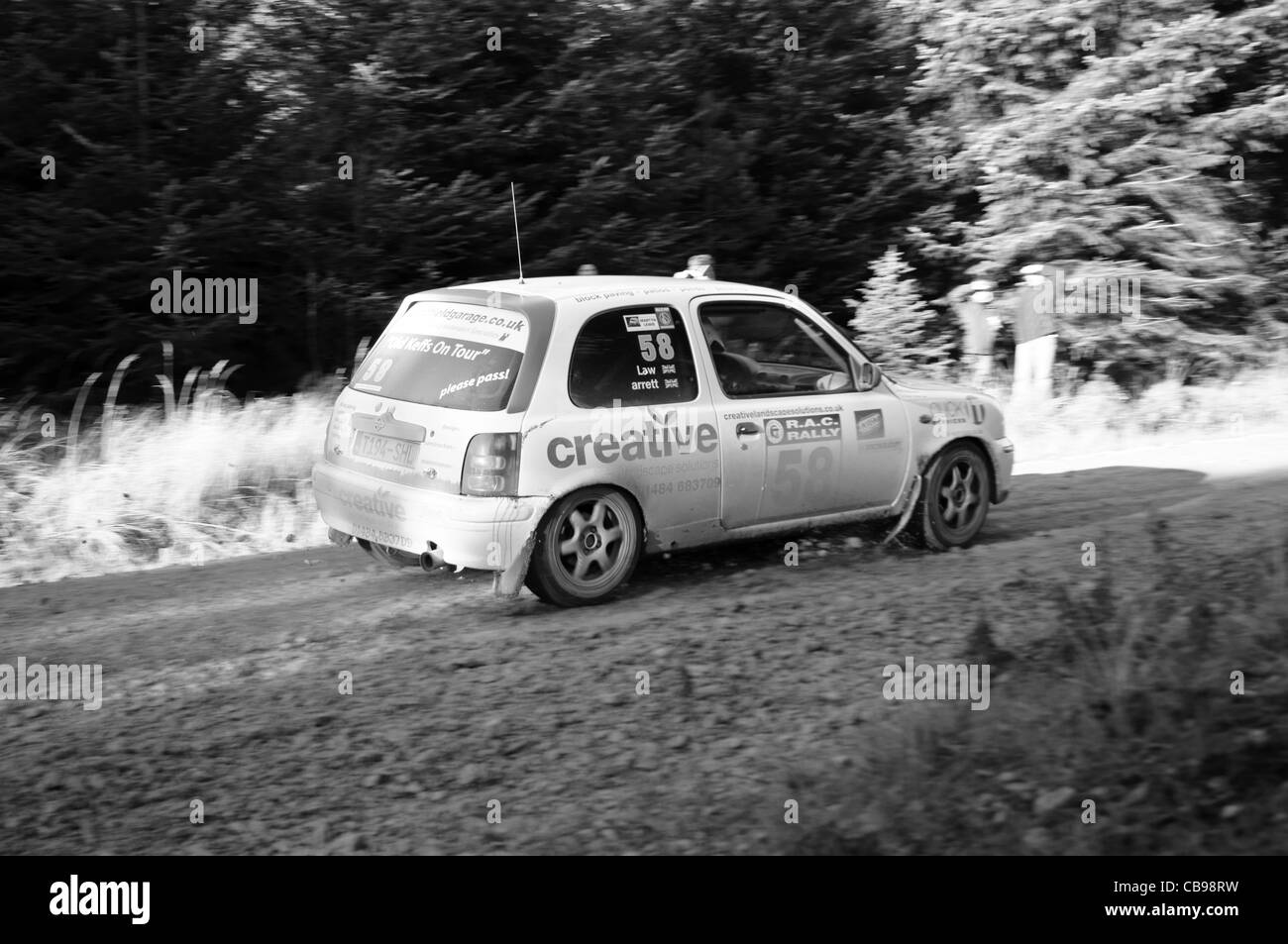 Off road car uk Black and White Stock Photos & Images - Alamy