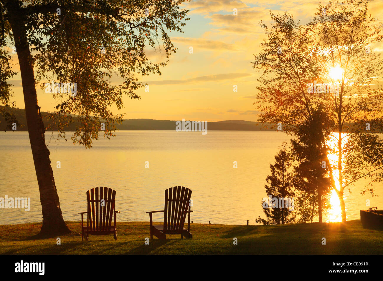 Loon lake lodge hi-res stock photography and images - Alamy