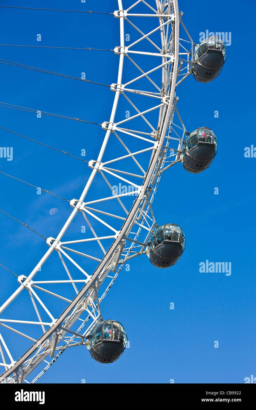 Capsules of London Eye at the south bank of Thames River Stock Photo ...