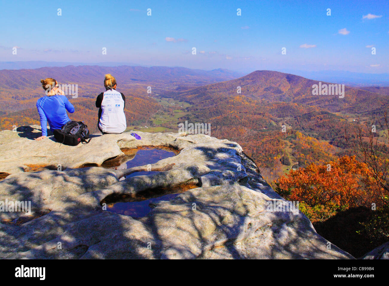 McAfee Knob, Appalachian Trail, Roanoke, Virginia, USA Stock Photo - Alamy