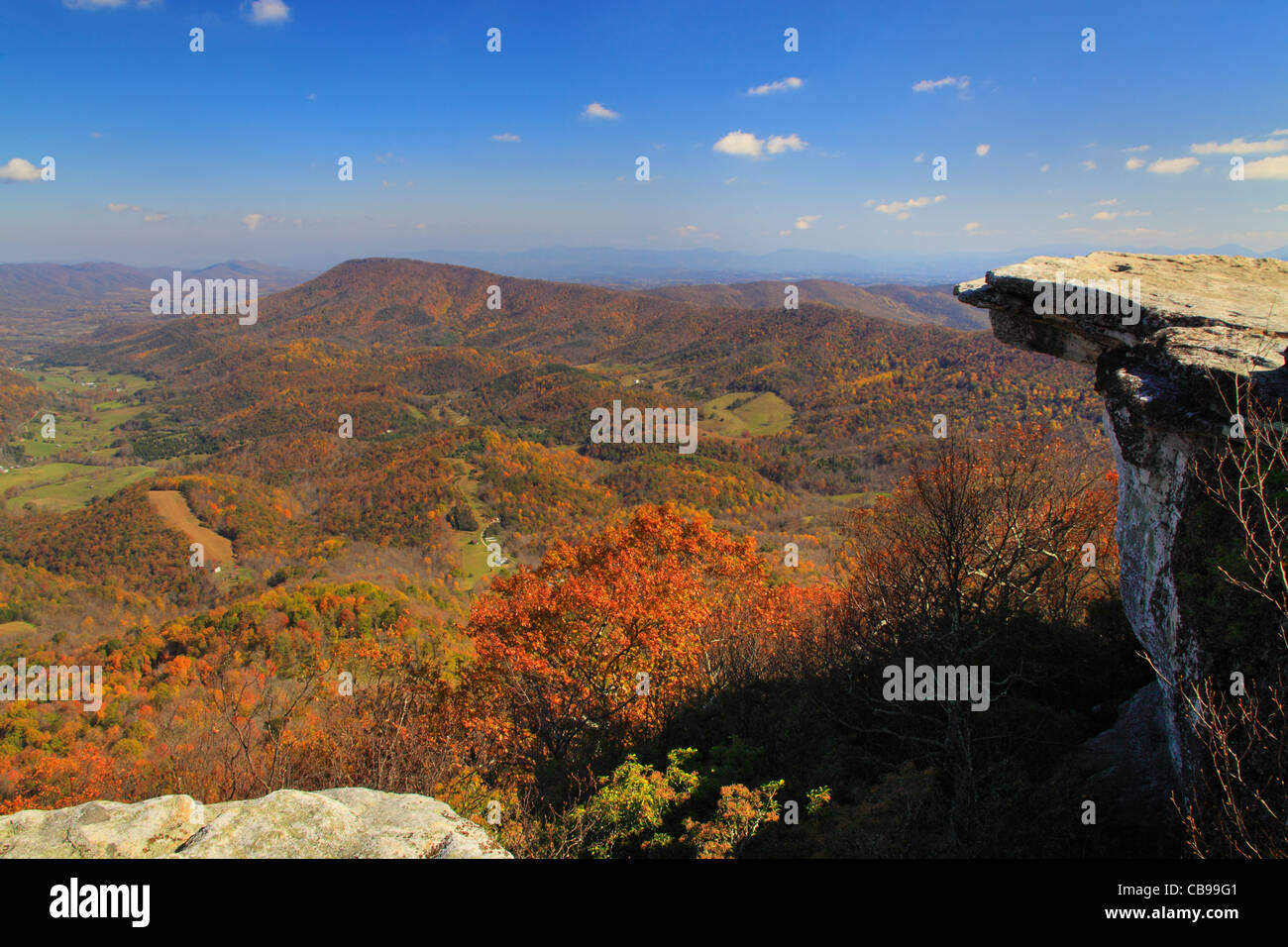McAfee Knob, Appalachian Trail, Roanoke, Virginia, USA Stock Photo - Alamy
