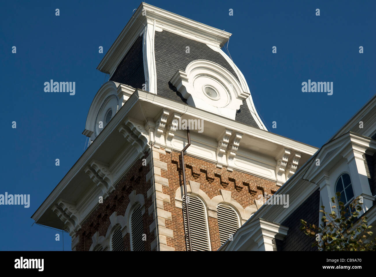 Old main arkansas hi-res stock photography and images - Alamy