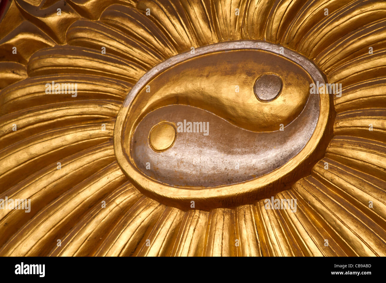 Ying yang symbol hi-res stock photography and images - Alamy