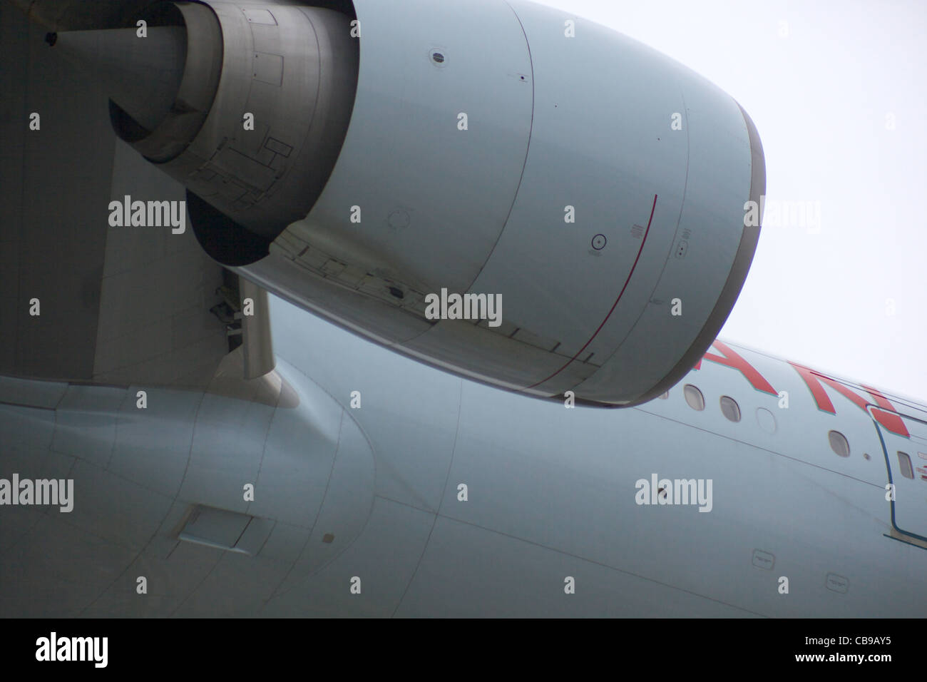 Boeing 777 engine hi-res stock photography and images - Alamy