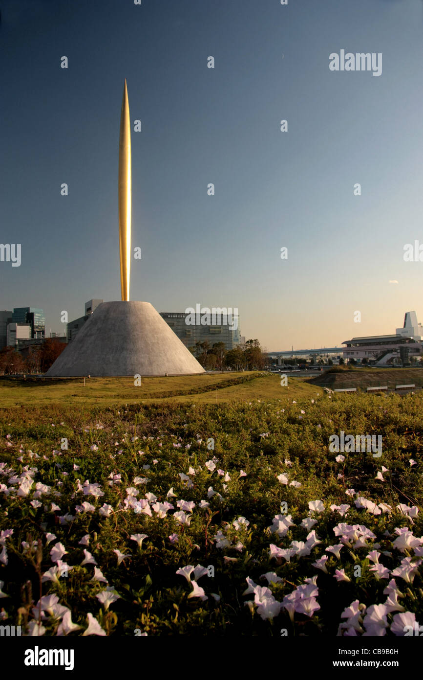 Golden obelisk in Odaiba, Tokyo Stock Photo - Alamy