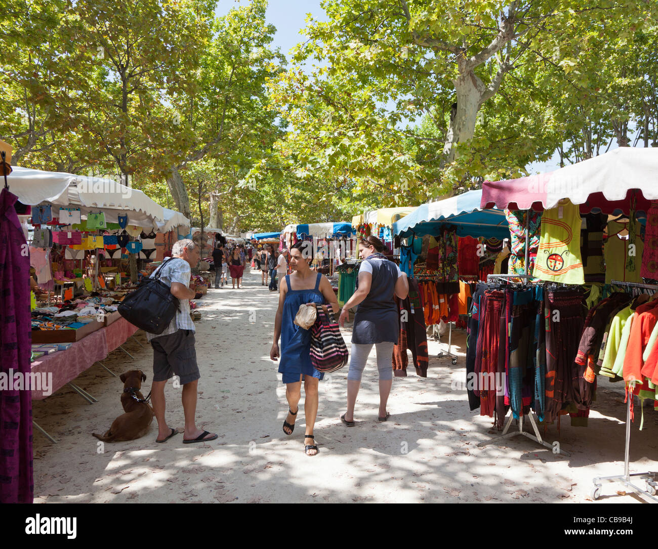 Open air sunday market St Chinian France Stock Photo - Alamy