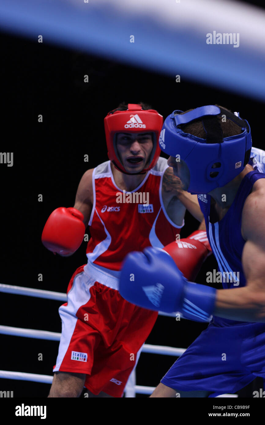 Mens light welter weight 64kg hi-res stock photography and images - Alamy