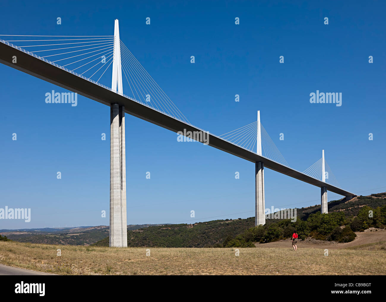 Looking at the bridge hi-res stock photography and images - Alamy