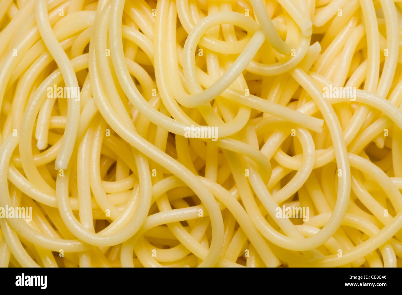 Closeup of a pile of cooked sphagetti Stock Photo - Alamy
