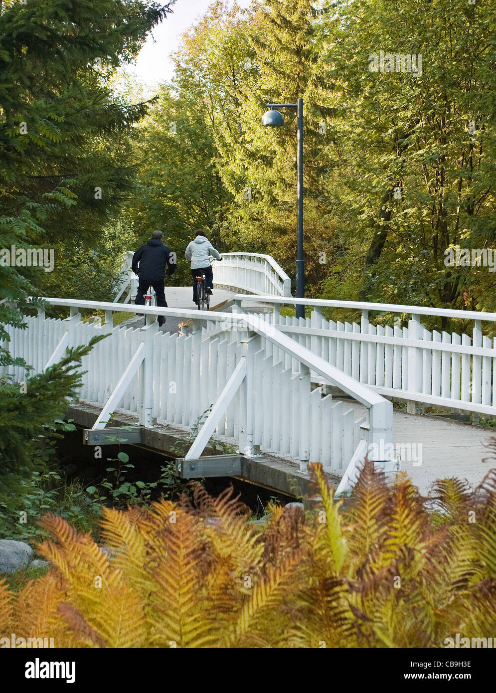 White bridges hi-res stock photography and images - Alamy