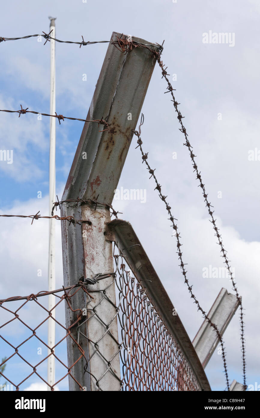 Sharp poles hi-res stock photography and images - Alamy