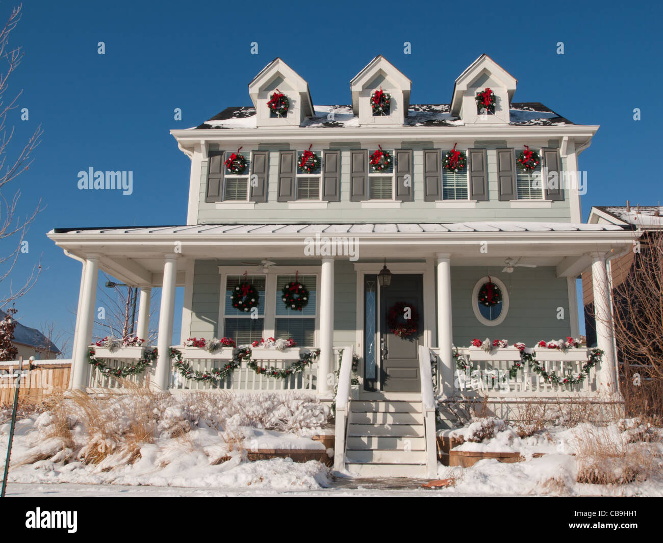 House decorated for winter holidays Stock Photo - Alamy