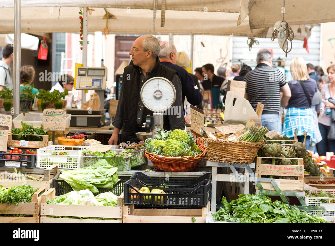Rome, Italy - Farmers markets Stock Photo - Alamy