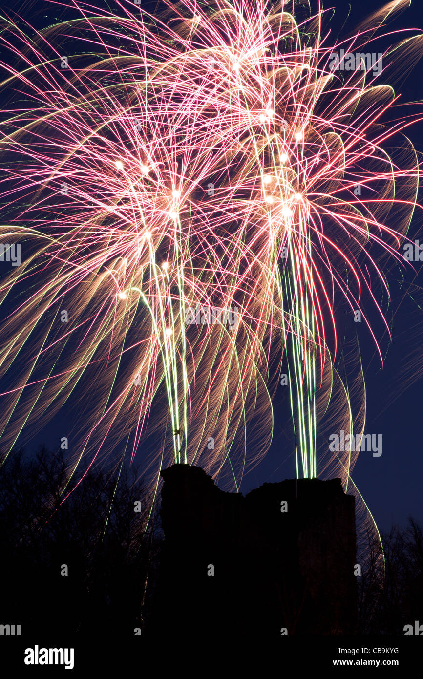 Firework over castle hi-res stock photography and images - Alamy