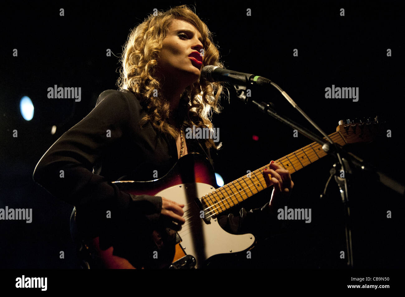 Anna Calvi performs in Rome Stock Photo - Alamy